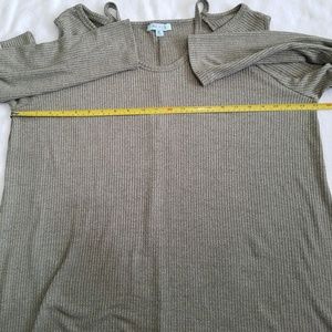 She and Sky | Tops | Boho Hippie She Sky Cold Shoulder Top | Poshmark